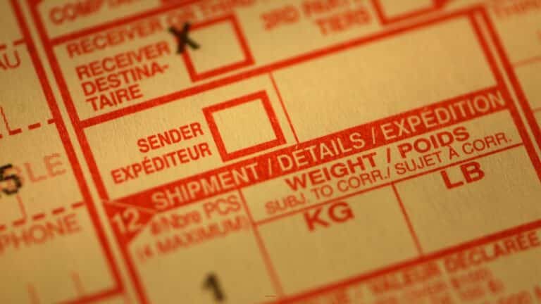 Panduan Lengkap Menggunakan Truk CDD Long Box untuk Pengiriman Barang ...